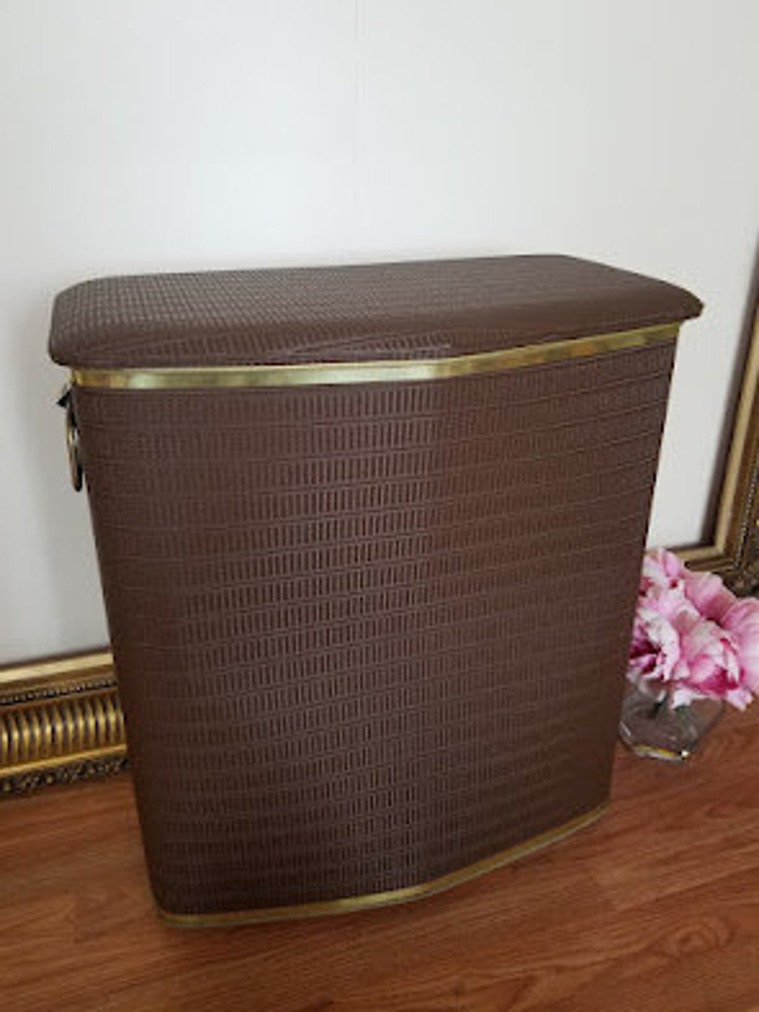 Vintage Laundry Hamper, Brown Vinyl, Geometric Texture, Hinged Lid ...