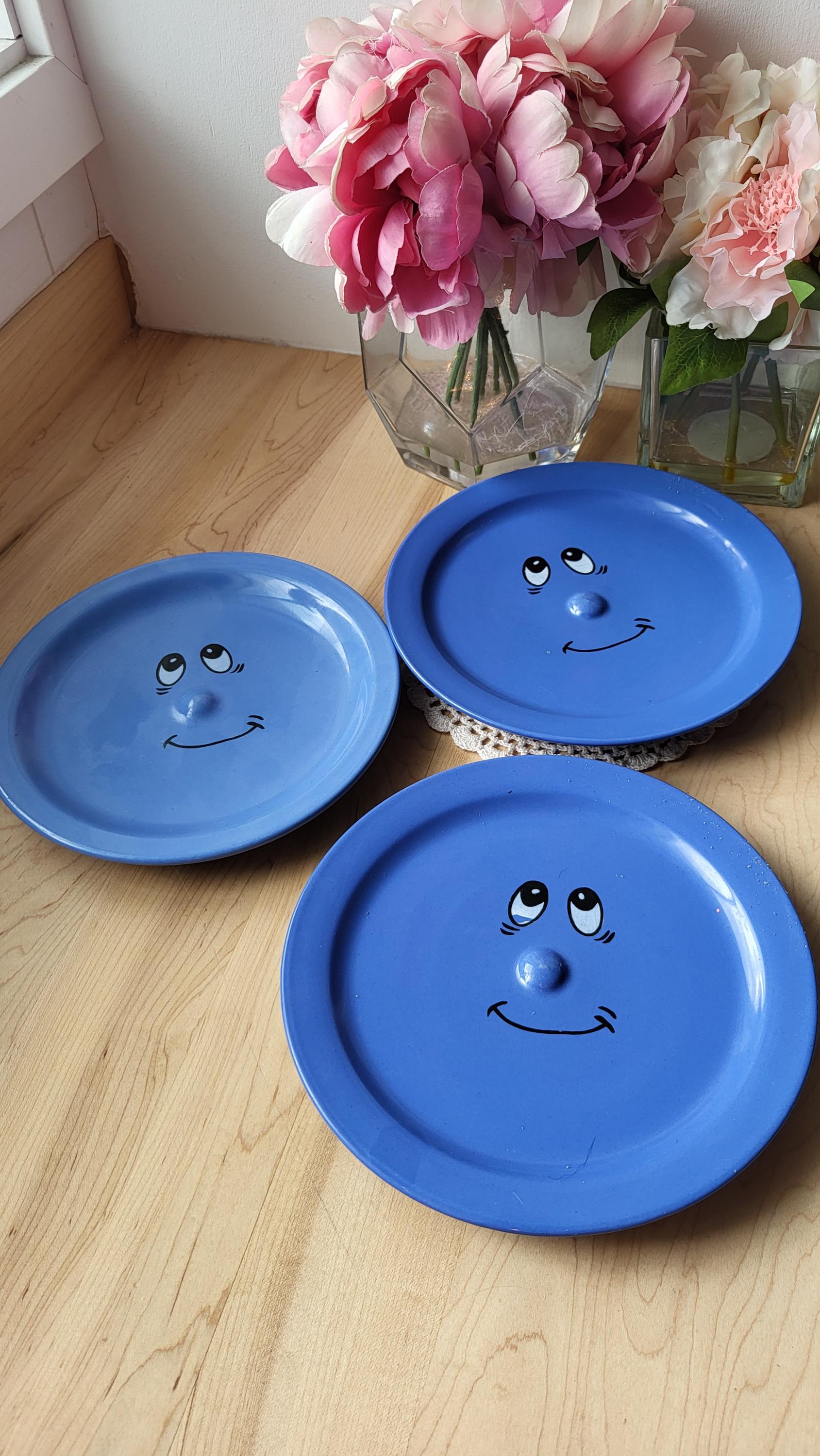Funny Face 3D Protruding Nose Dining Plate Lot of 3 Blue Ceramic Smiley ...