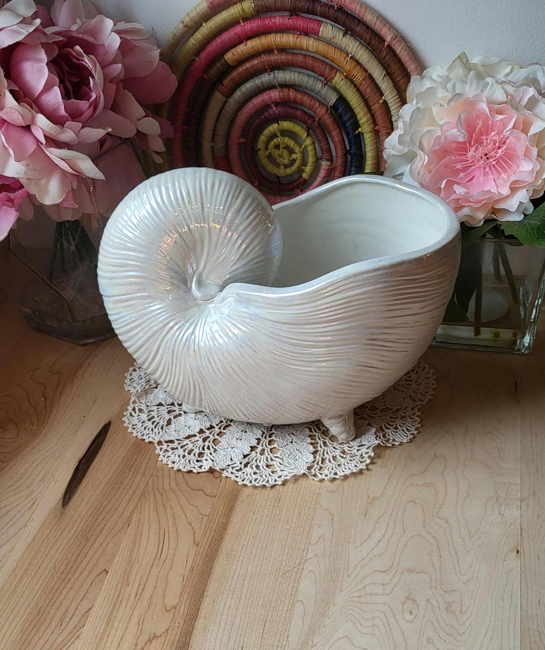 Vintage Large Vase. Shell Shape. White Iridescent. C.L.S Céramique Enr ...