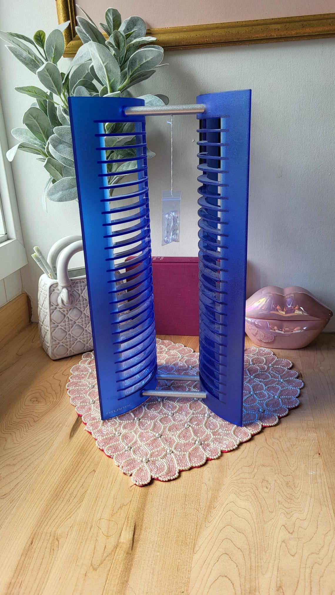 Vintage 1990s Atlantic (25) Compact Disc CD Plastic and Metal ...