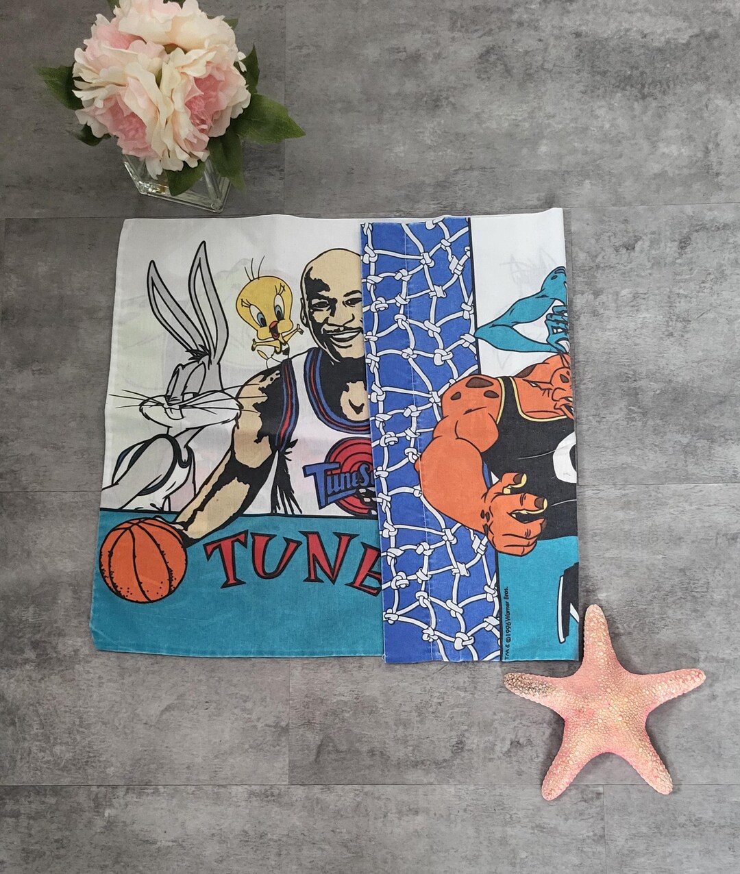 Vintage Space Jam Pillow Case. Michael Jordan and Looney Tunes ...