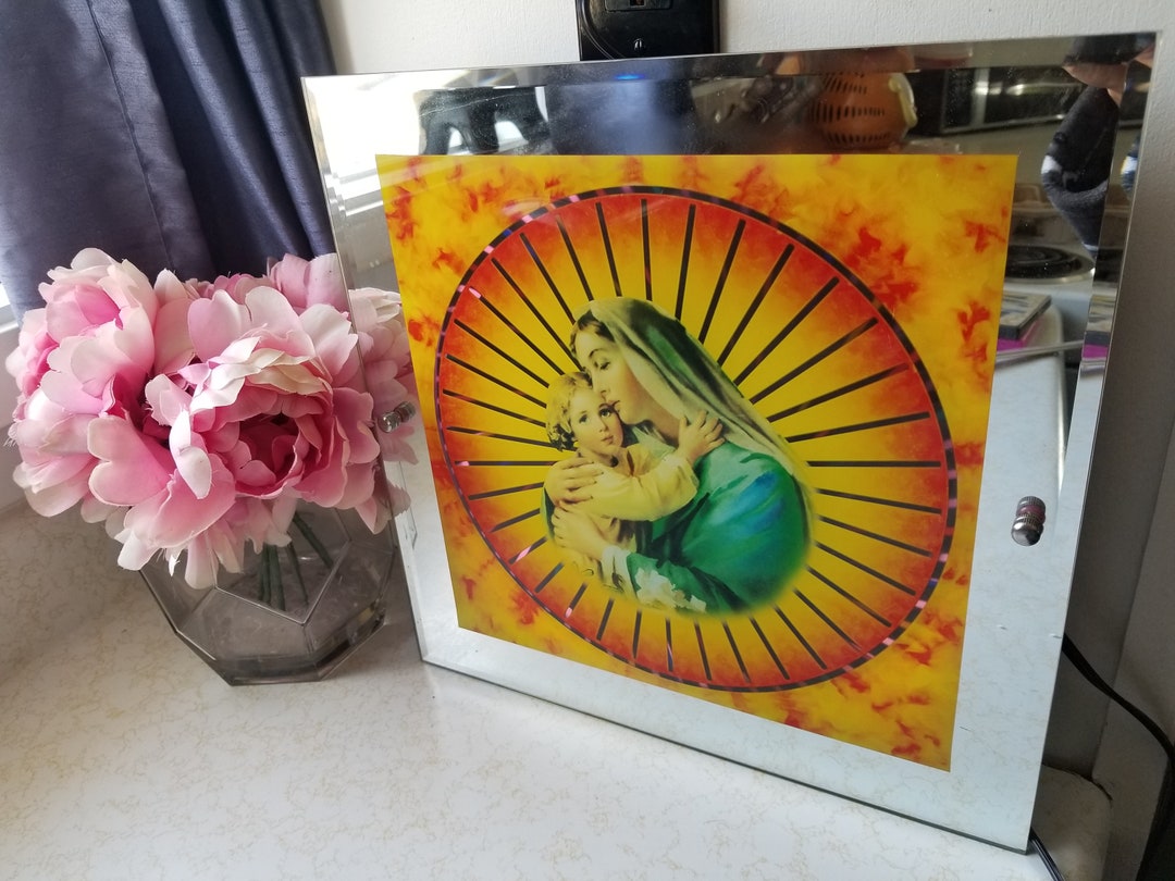 Vintage Psychedelic Spinning Light up Baby Jesus & Mary Wall Decor ...