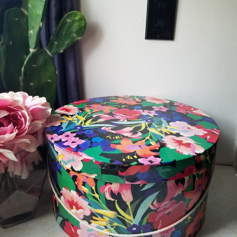 Vintage Hat Box - Etsy