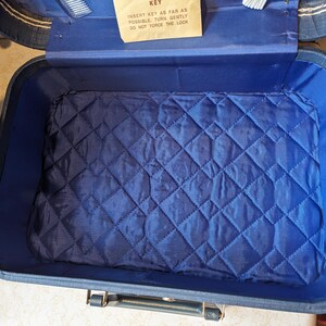 Vintage Monarch Blue Train Case Retro Small Luggage Carry on Cosmetic ...