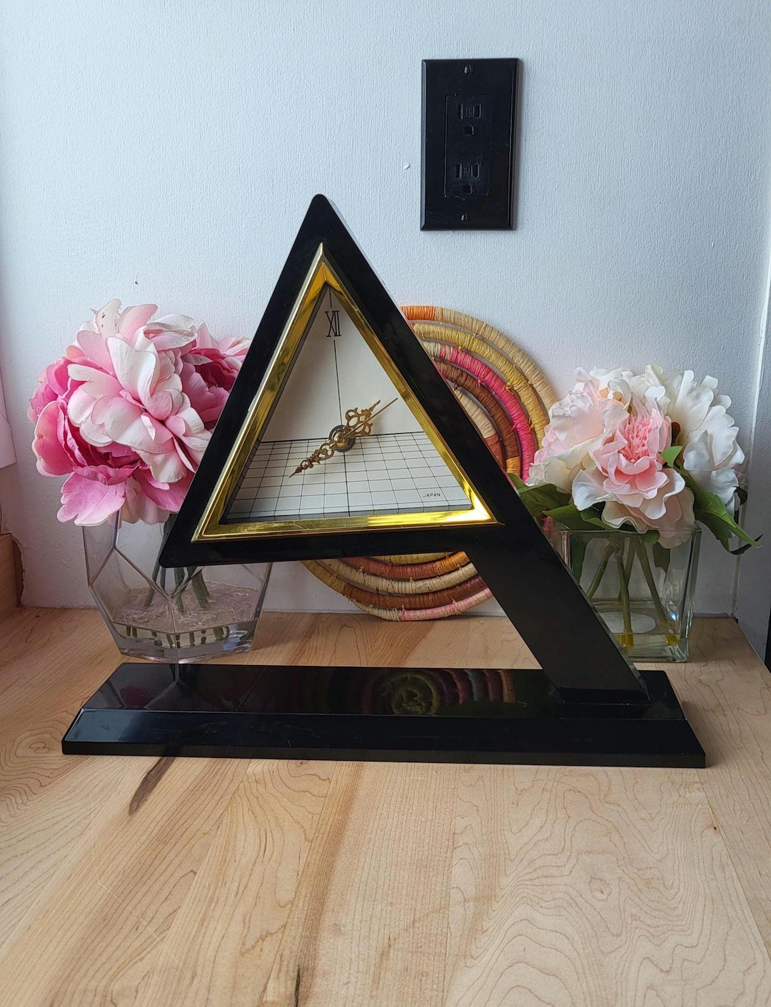 Vintage 80s Black Toyo Algar "float" Triangular Clock, Japan, Memphis ...