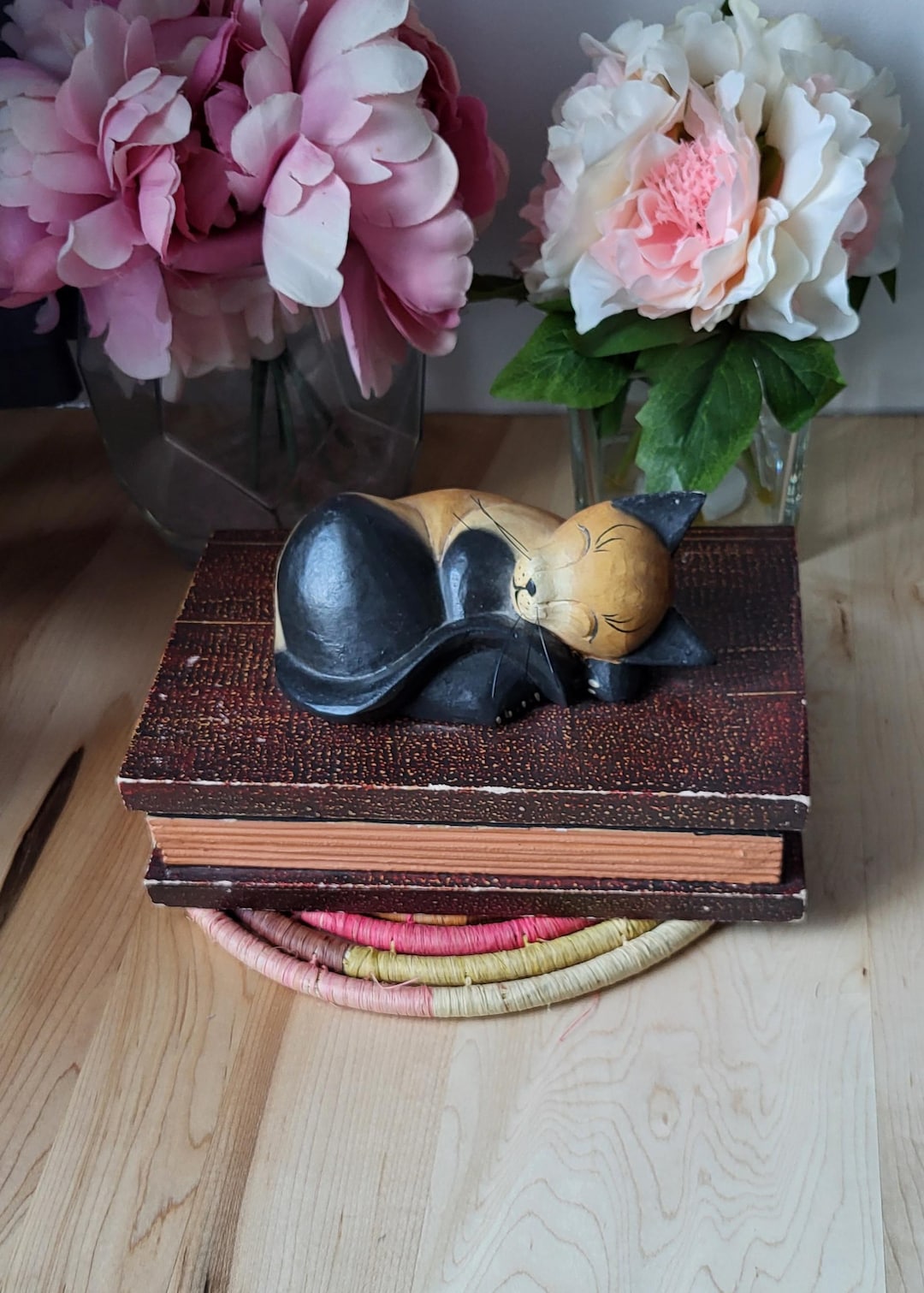 Vintage Wooden Box Cat Sleeping on Books. Cat Lover Decoration. Jewerly ...