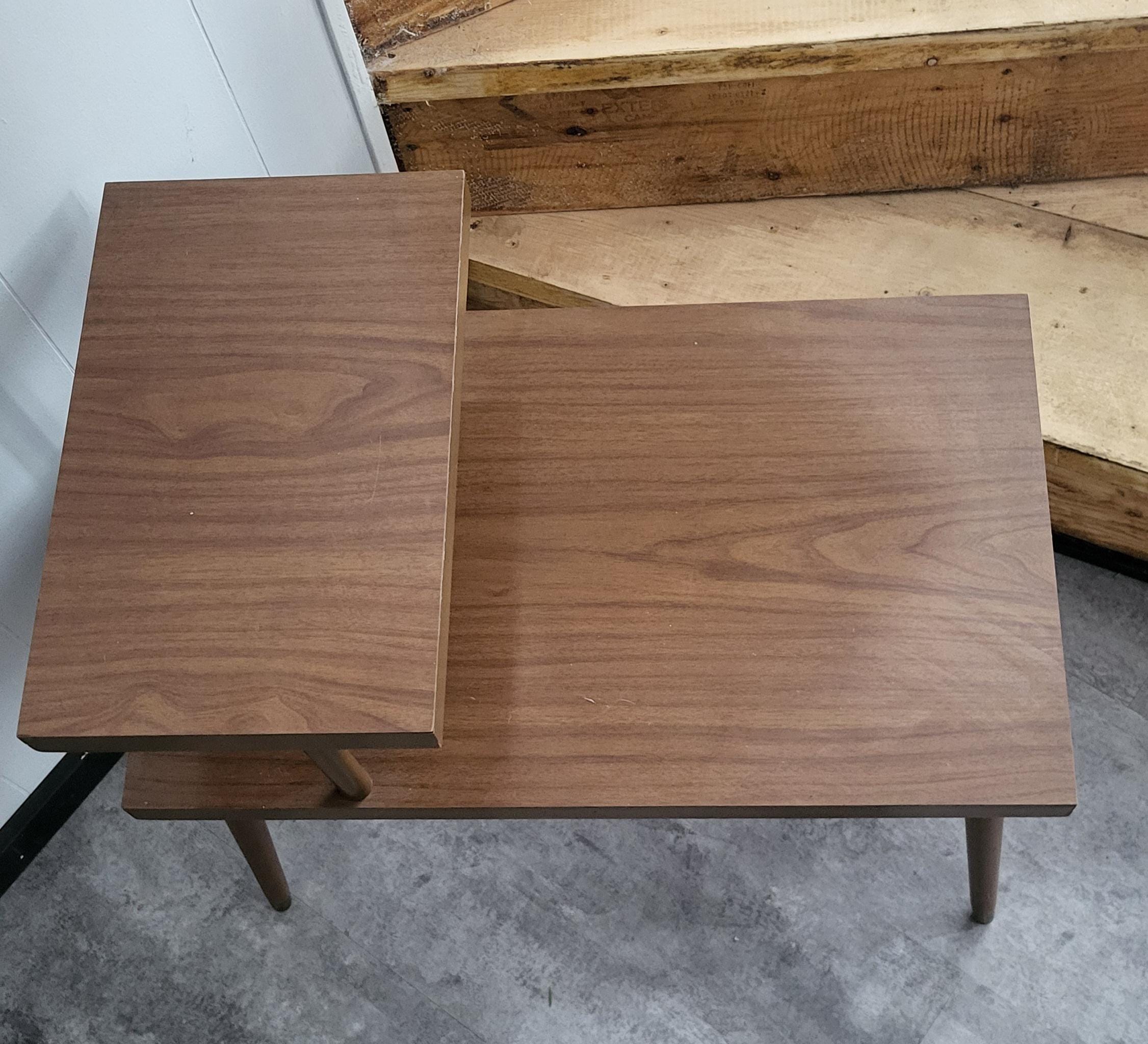 Vintage MCM Faux Wood Table 2 Tier Spindle Style Side End Bedside ...