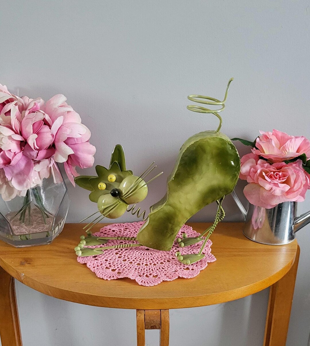 Vintage Metal Green Cat Statue. Green Spring Design. Solid Metal Statue ...