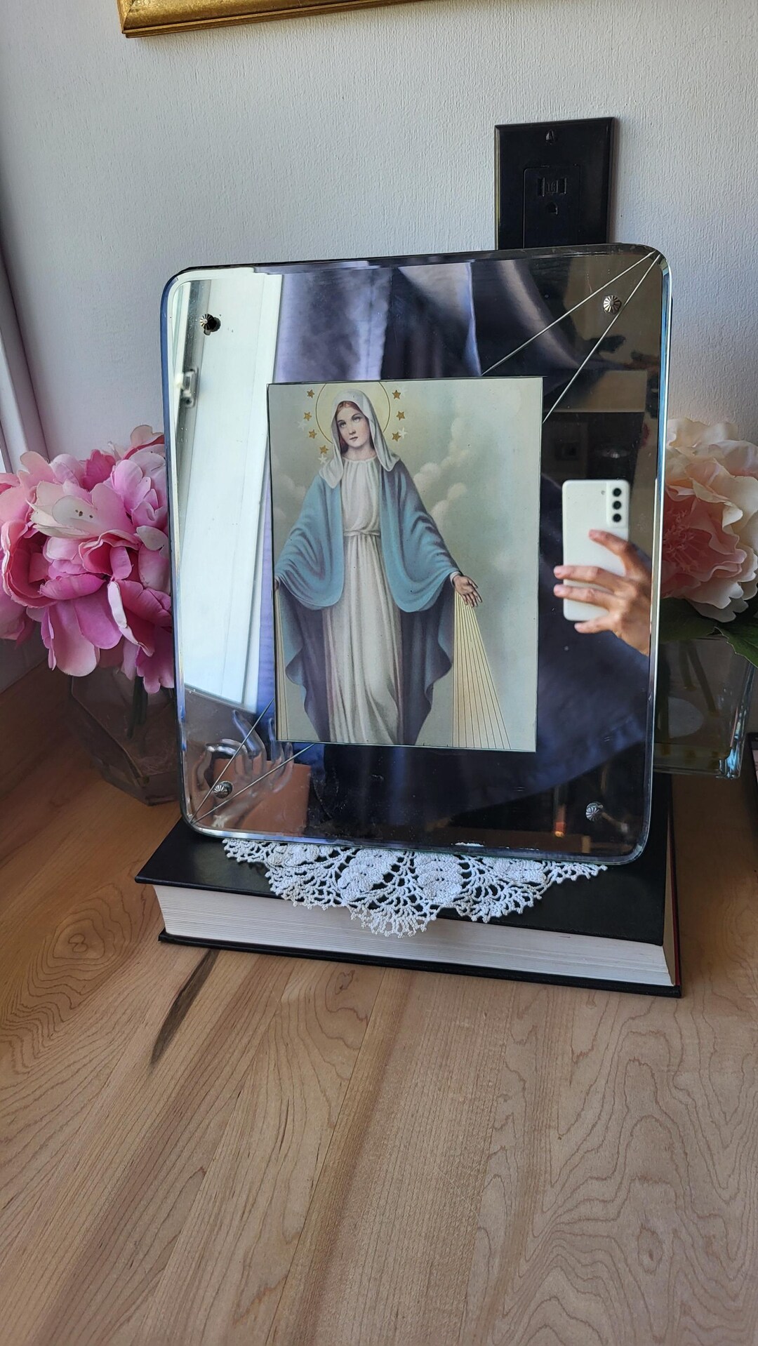 Vintage MCM Mirrored Picture Frame Lovely Details Religious Mirror ...