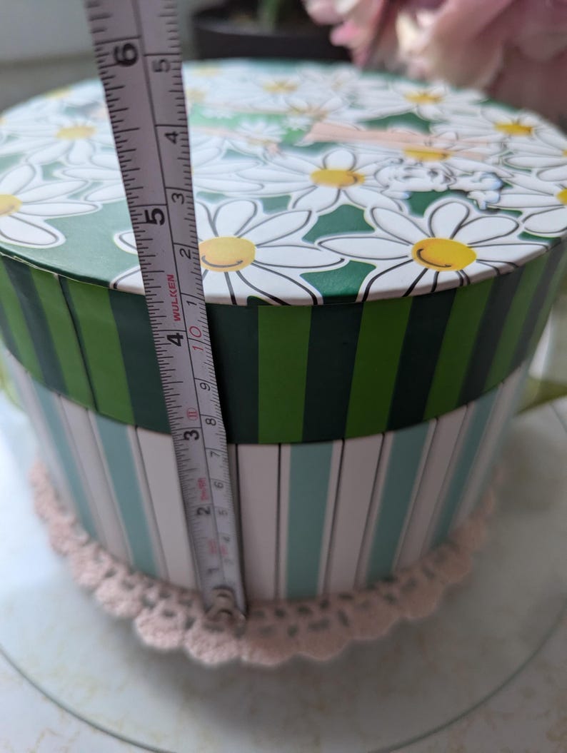 Vintage Betty Boop Green Stripe Daisy Round Paper Storage Box W/ribbon ...