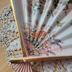 Japanese Porcelain Fan Dish Marked Kyoto Butterflies, Peonies, Gilt ...