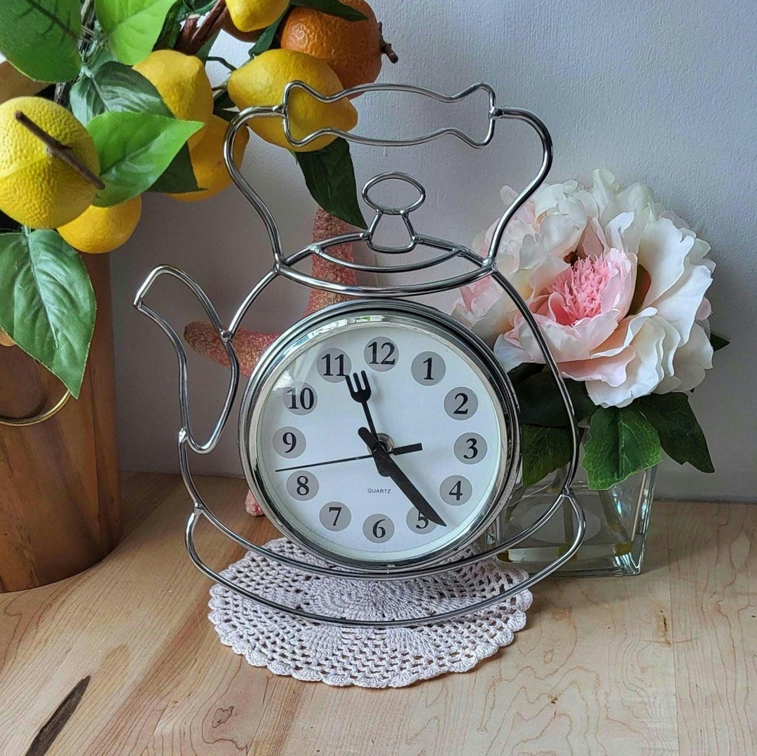 Vintage Kitchen Wall Decor Clock Tea Pot Design. Unique Chrome Wall ...