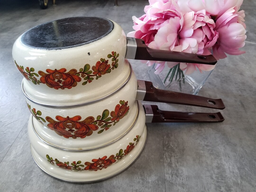 Vintage 1960s Pots and Pans, Folk Pattern, Asta Enamelware Cookware Set ...