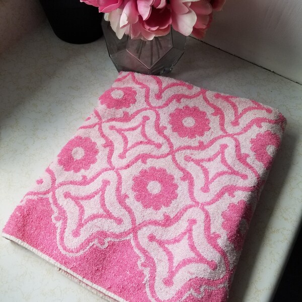 Geometric Hand Towel - Etsy