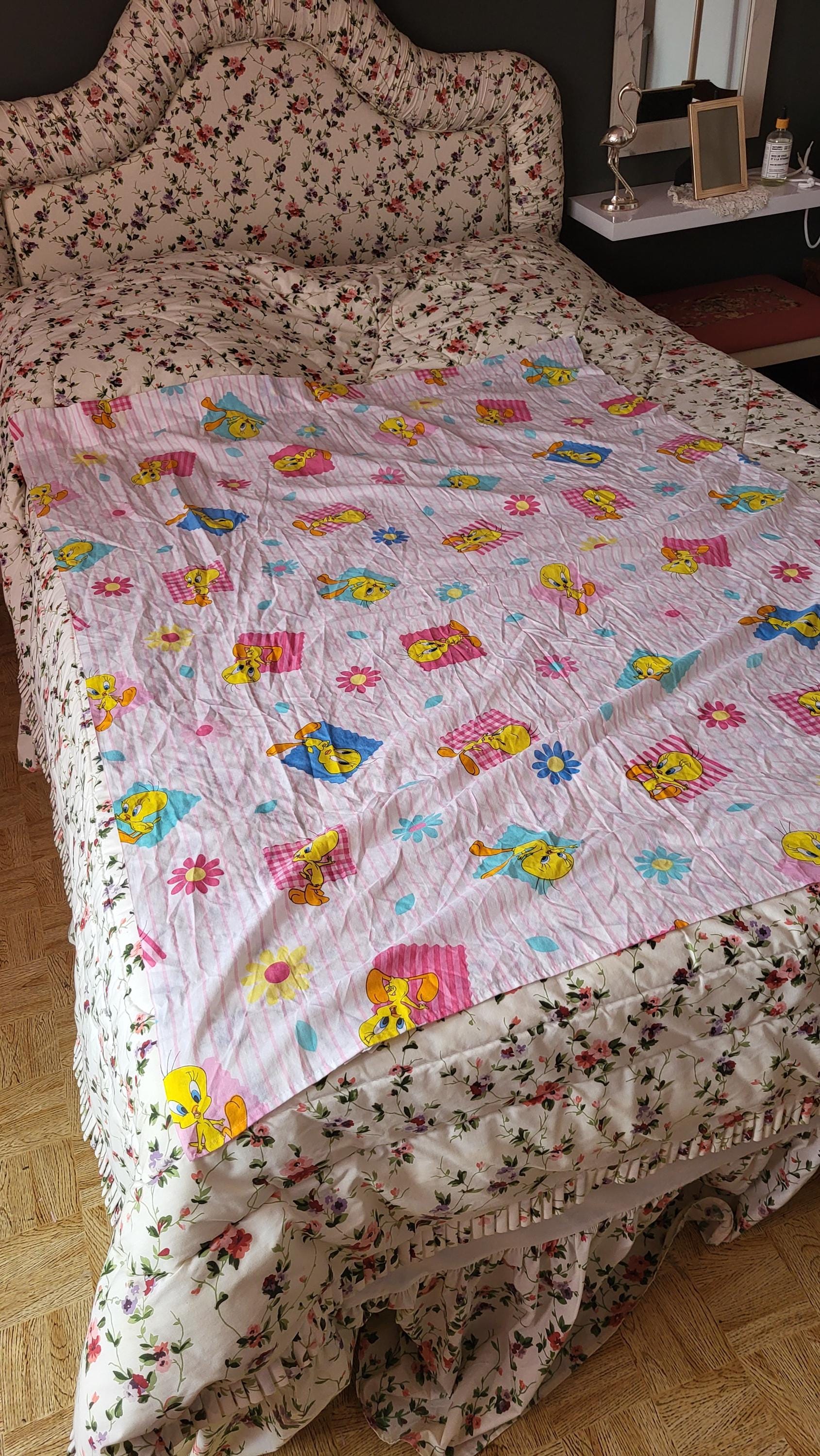 Vintage Pink Warner Bros Tweety Bird Looney Tunes Flat Simple Bed Sheet ...