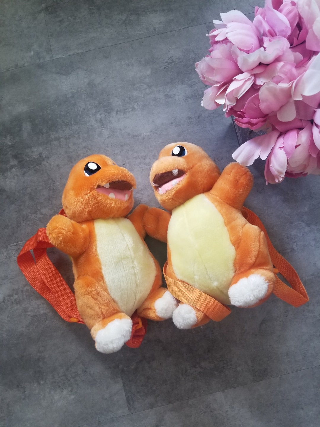 ONE Vintage Nintendo Game Freak Pokemon Peluche Salamèche Sac à Dos 14 ...