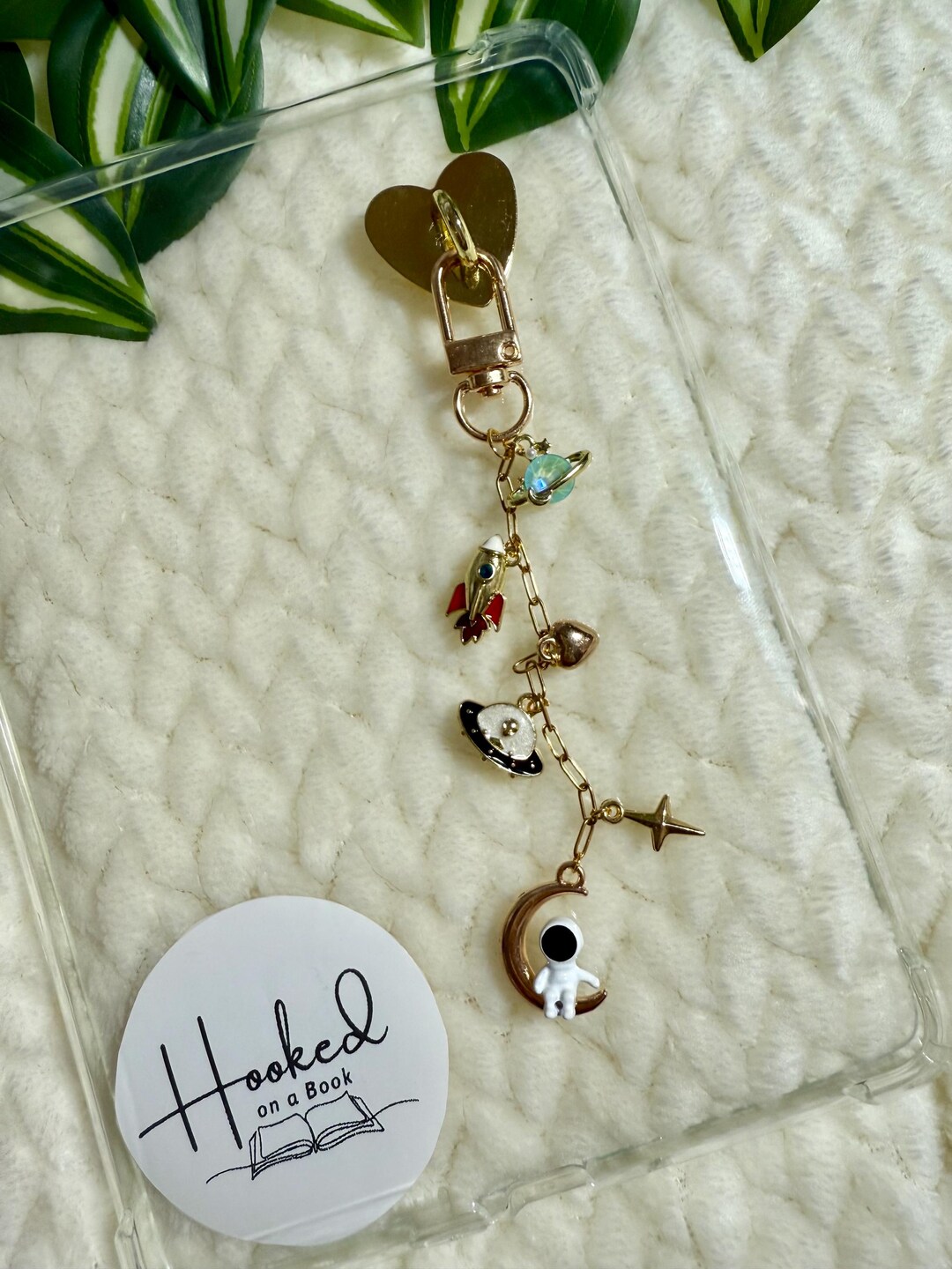 Kindle/kobo Charm Chain: Sci-fi E-reader Accessory - Etsy