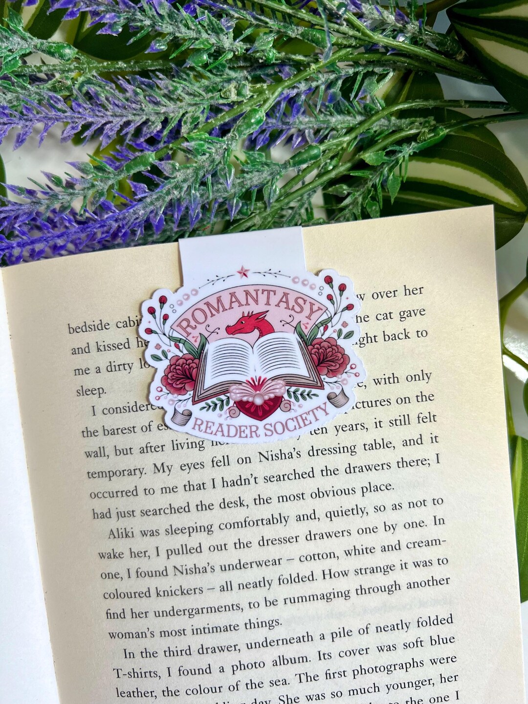 Romantasy Reader Society Magnetic Bookmark: Double Sided - Etsy Australia