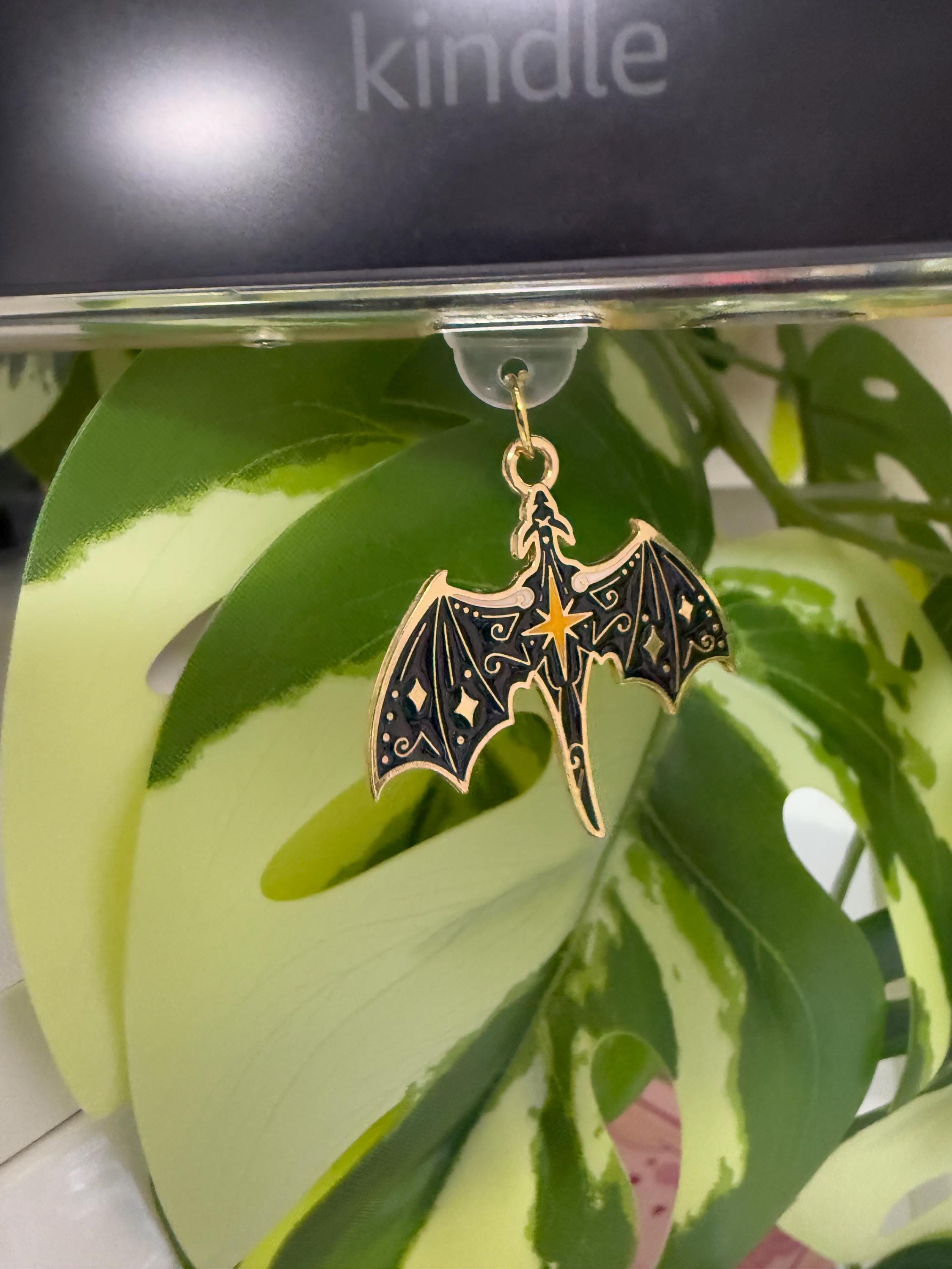 Night Dragon Kindle Charm: E-reader Accessories - Etsy Australia