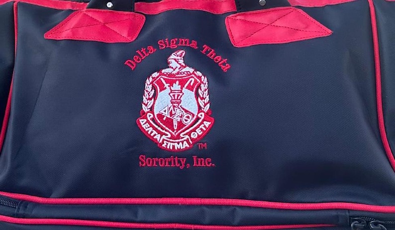 Delta Sigma Theta Pilot Bag: Wheeled Travel Luggage - Etsy