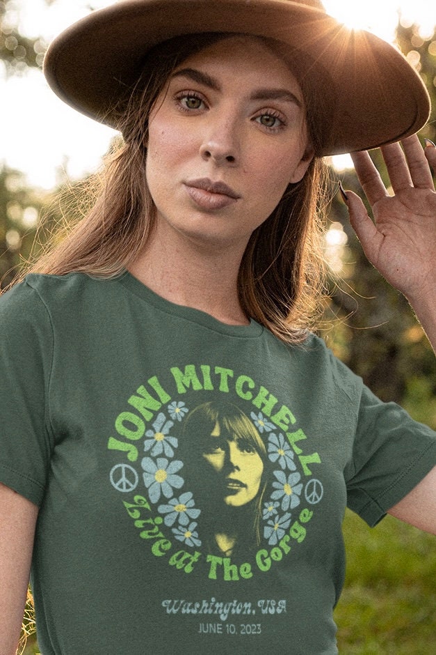 Joni Mitchell Echoes Through the Canyon T Shirt, Vintage Style Joni Jam ...