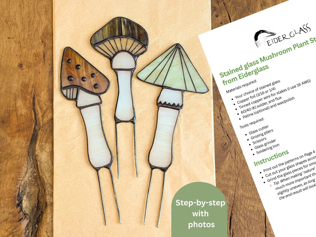 Stained Glass Pattern for Mushroom Plant Stakes, Fungi Suncatcher ...