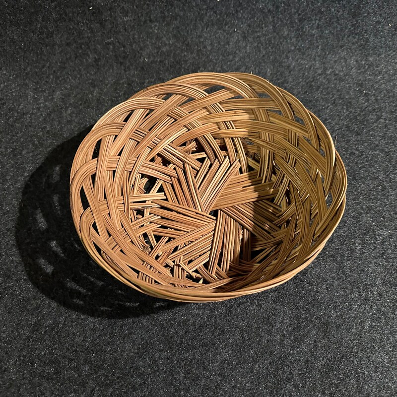 Round Basket - Etsy