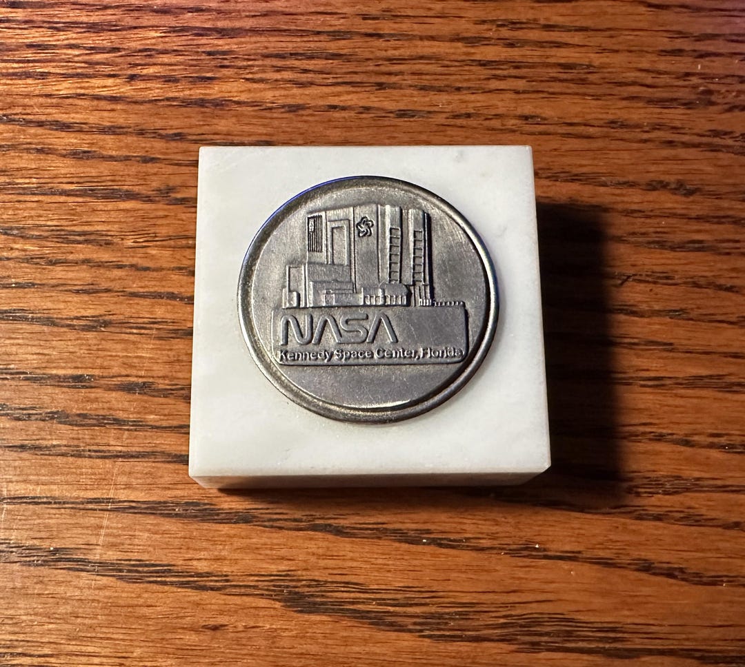NASA Kennedy Space Center Paperweight ~ Vintage - Etsy