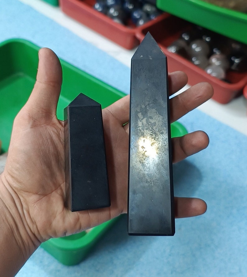 SHUNGITE Crystal Point, Natural Shungite Tower Obelisk Tower, Crystal ...