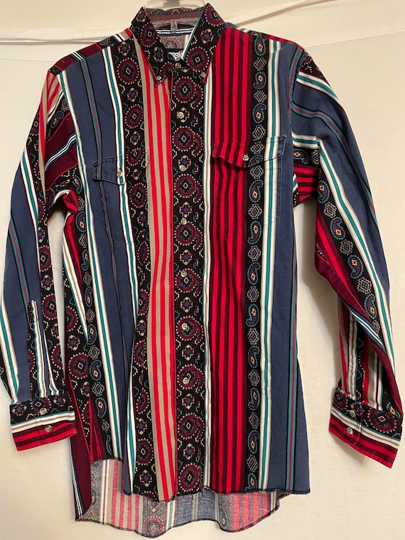 Vintage 90’s Wrangler Aztec Cowboy Western Button Dow… - Gem