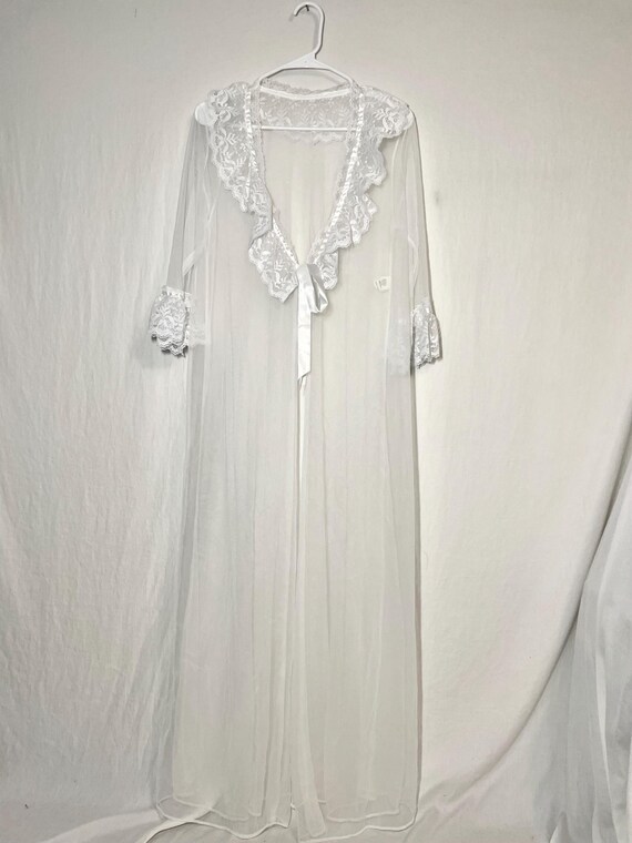 Vintage Peignoir Sheer White Lace Robe - Gem