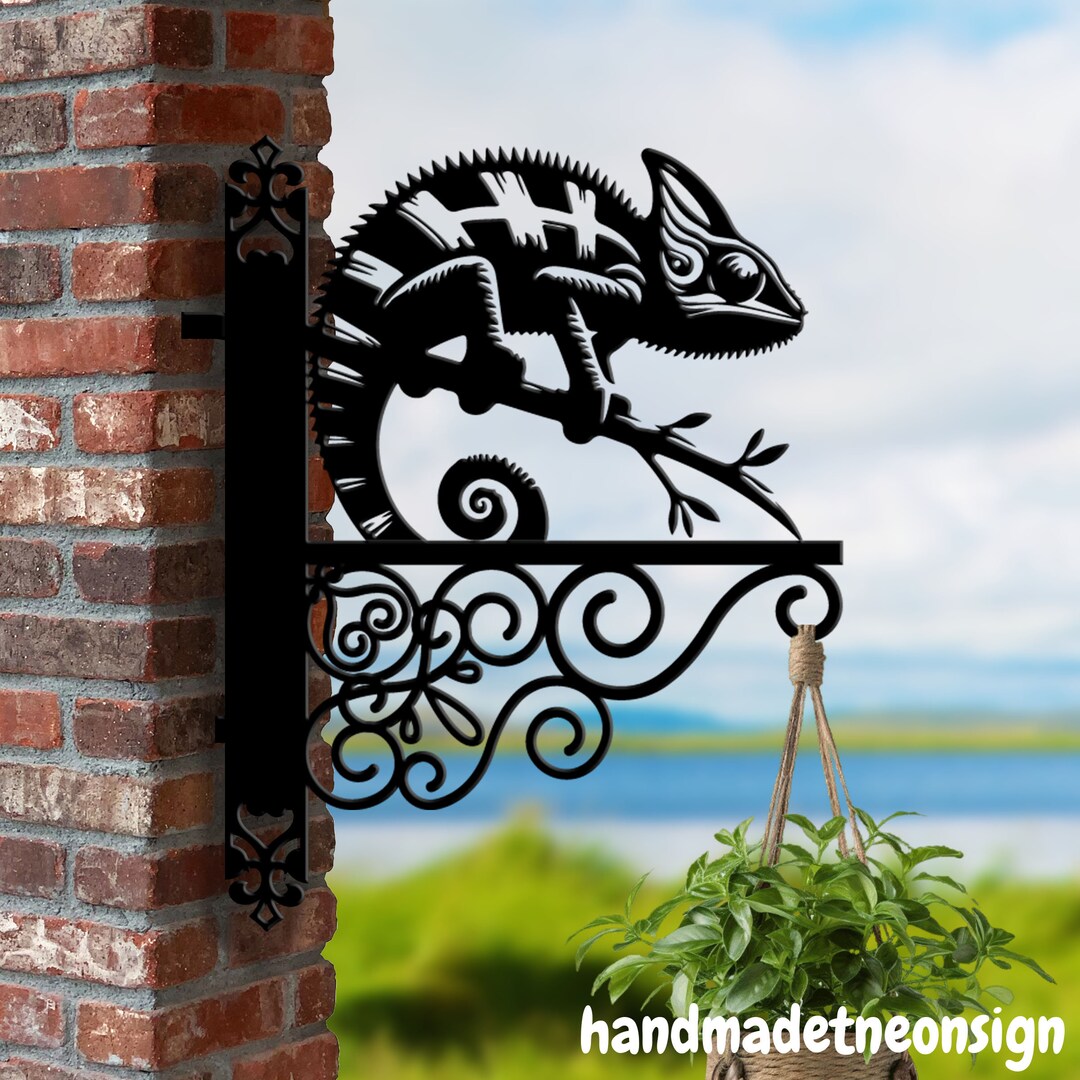 Personalized Chameleon Hanging Bracket, Chameleon Hanging Basket ...