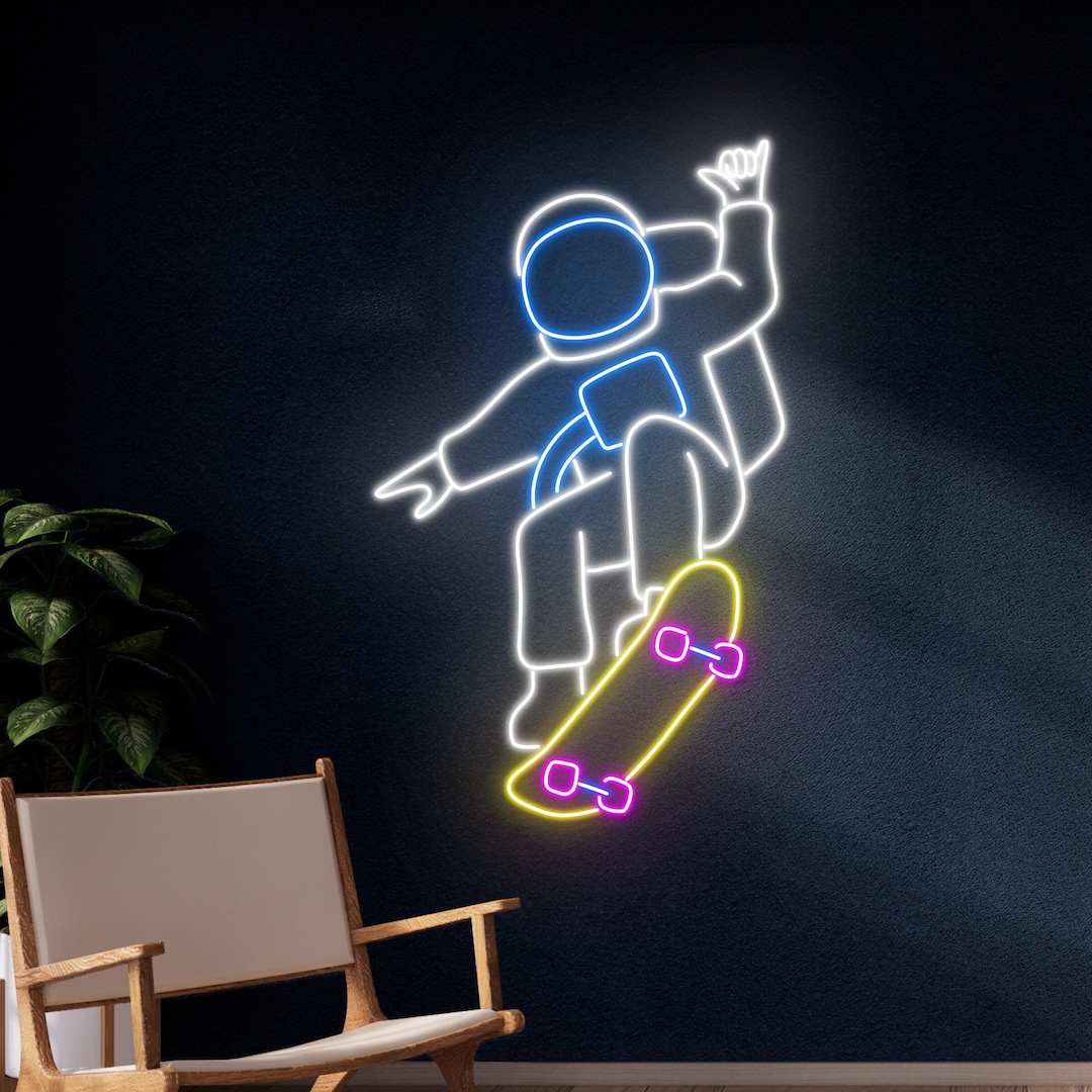 Astronaut Skateboarding Neon Sign, Skateboard Astronaut Led Sign ...