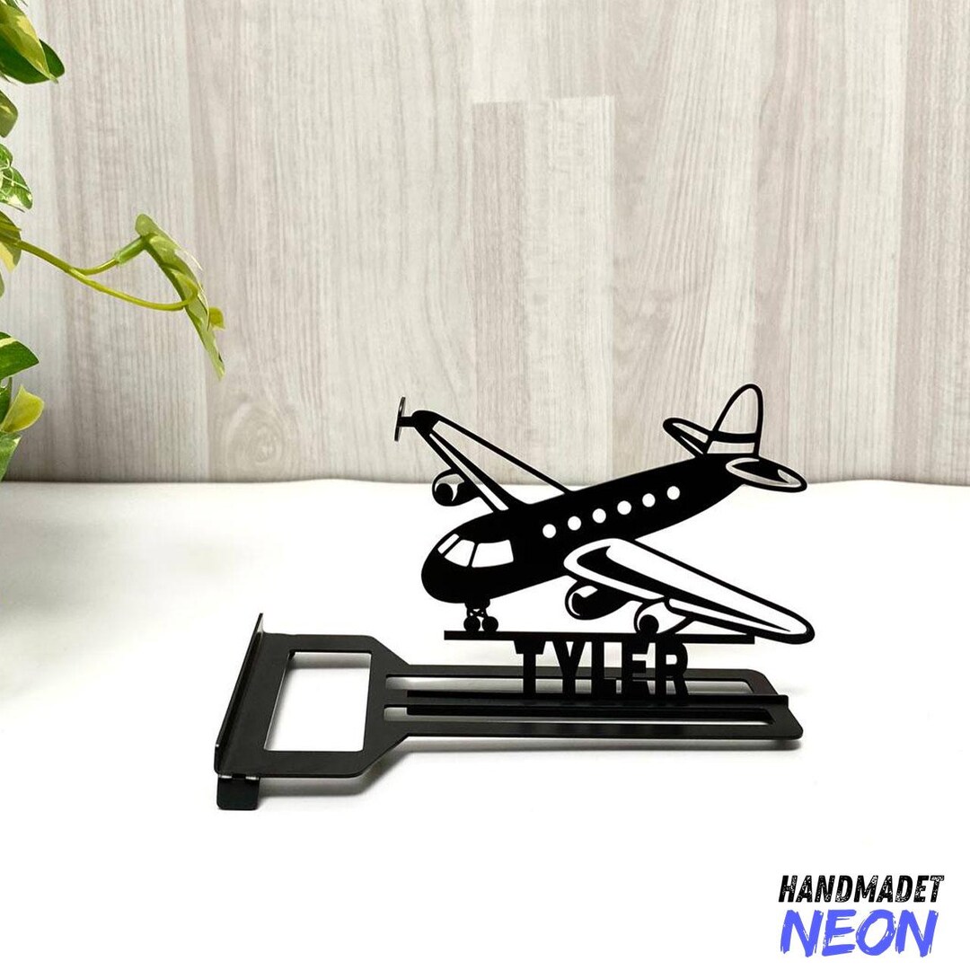 Airplane Metal Phone Stand: Aviation Lover Gift, Airplane Desk Decor ...