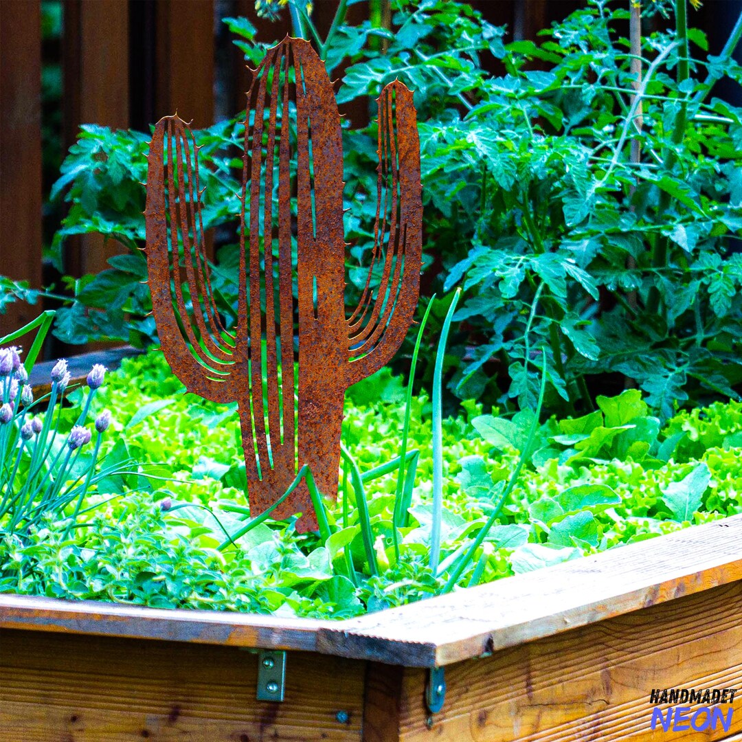 Custom Saguaro Cactus Rusty Metal Stake, Cactus Rusty Stake Metal ...