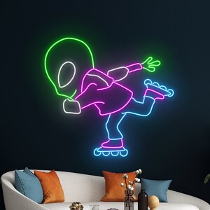 Alien Roller Skate Led Sign, Alien Roller Skate Neon Light, Swag Alien ...
