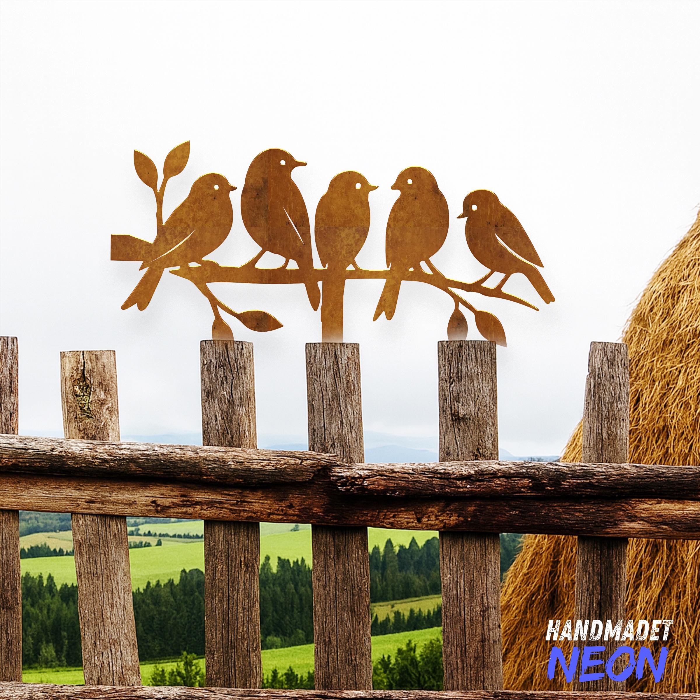 Rusty Birds Metal Garden Fence Stake, Modern Outdoor Birds Tree Stakes ...
