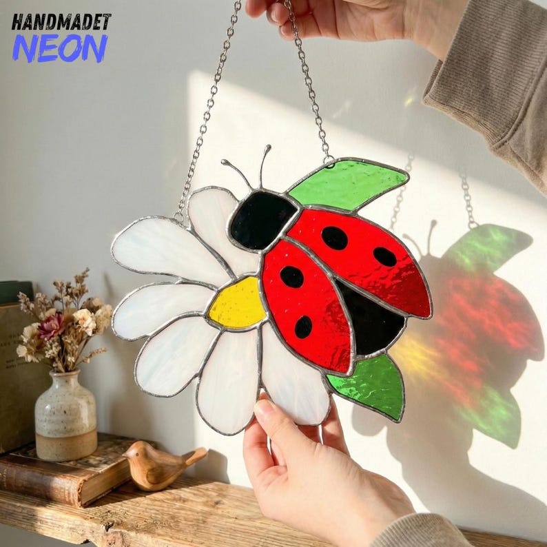 Stained Glass Ladybug Daisy Suncatcher, Flower Window Decor, Handmade ...