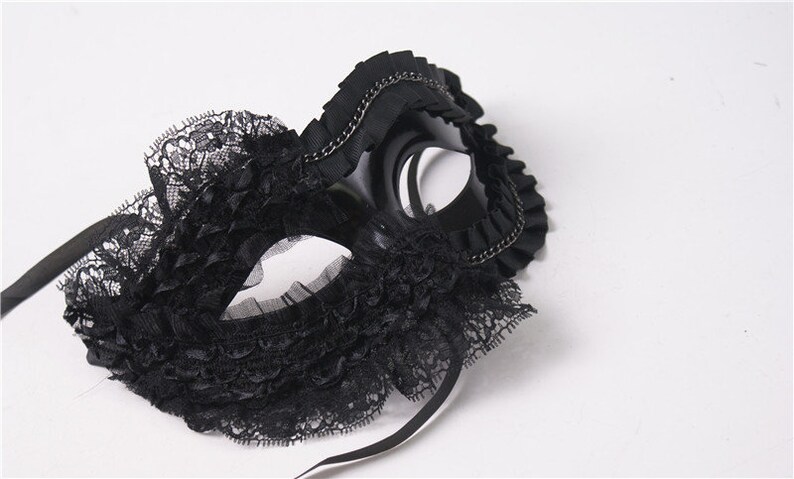 Black Half Face Party Dance Stage Real Beauty Male Mask Chain - Etsy