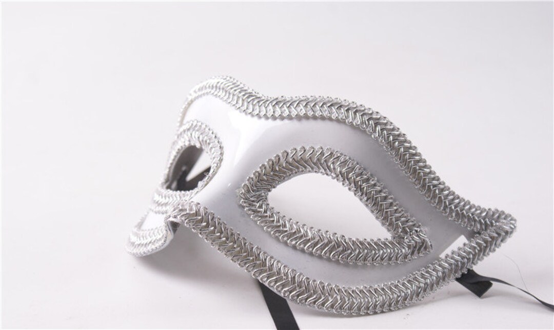 Simple Male and Female Half Face Eye Mask Simple Halloween Ball Party ...