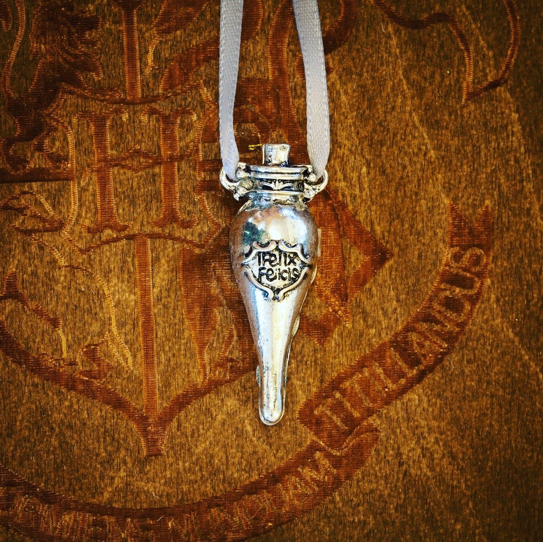 Harry Potter Felix Felicis Liquid Luck Christmas Tree Decoration ...