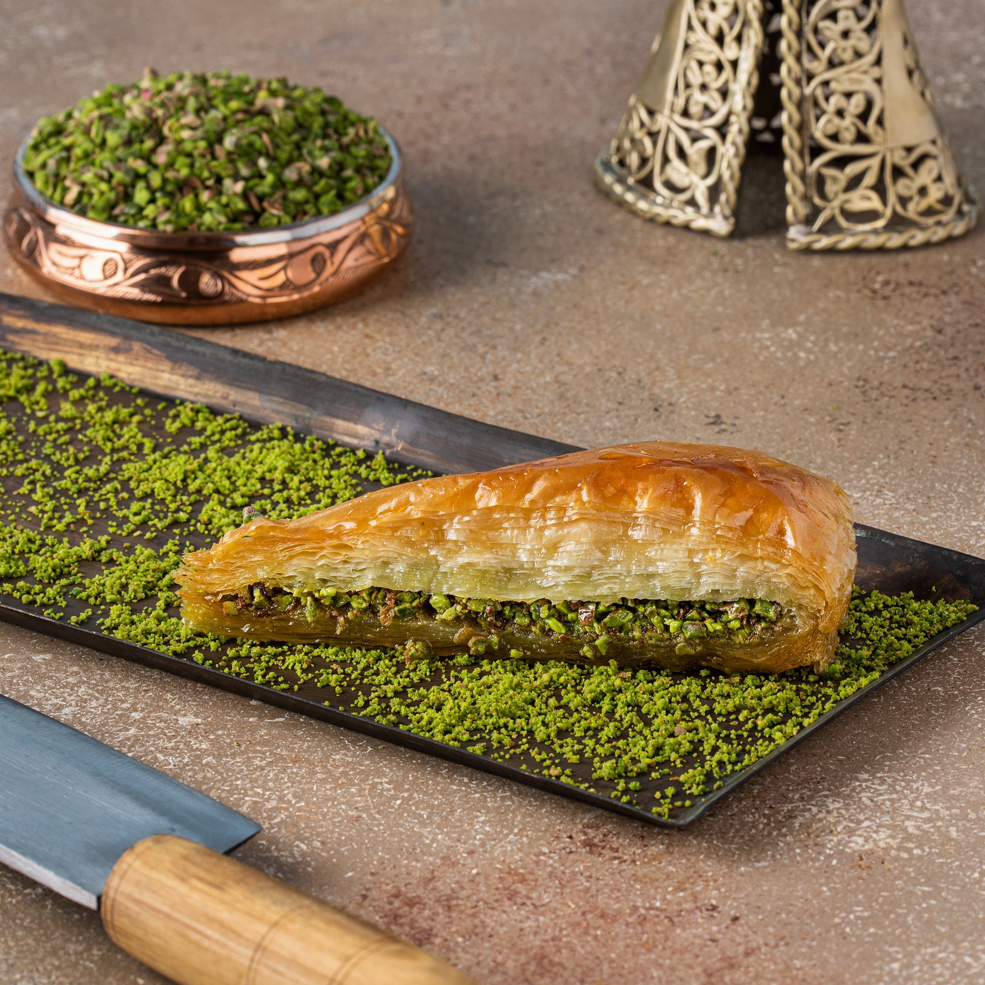 Tahmis Carrot Slice Palace Baklava, With Tray, Premium Handmade Baklava, Turkish Baklava Shop ...