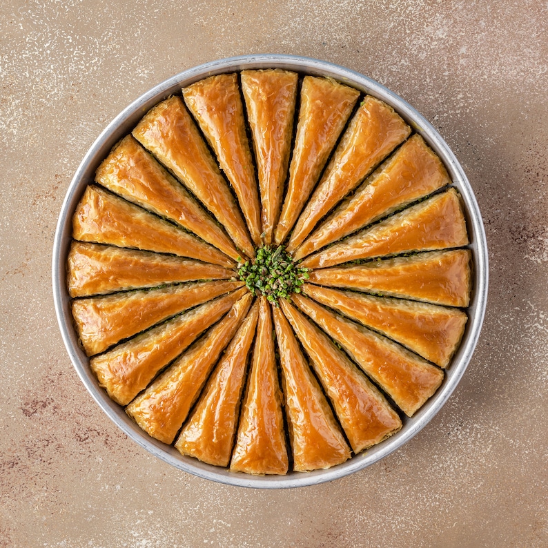 Tahmis Carrot Slice Palace Baklava, With Tray, Premium Handmade Baklava, Turkish Baklava Shop ...