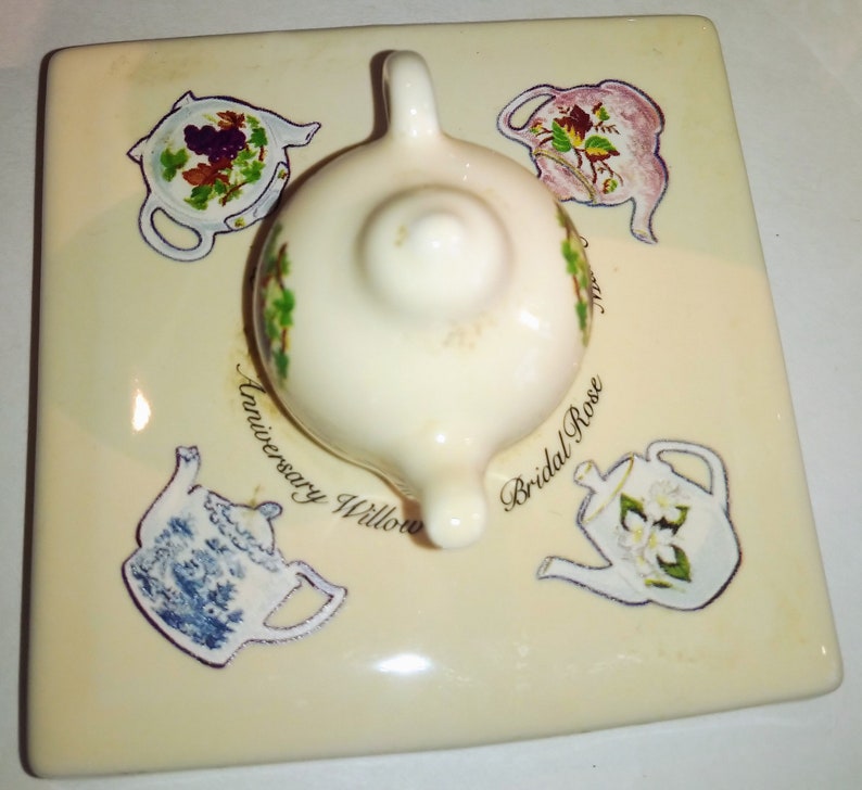 Boxed Ringtons Heritage Collection Teapot Caddy, Tea Bag Holder ...