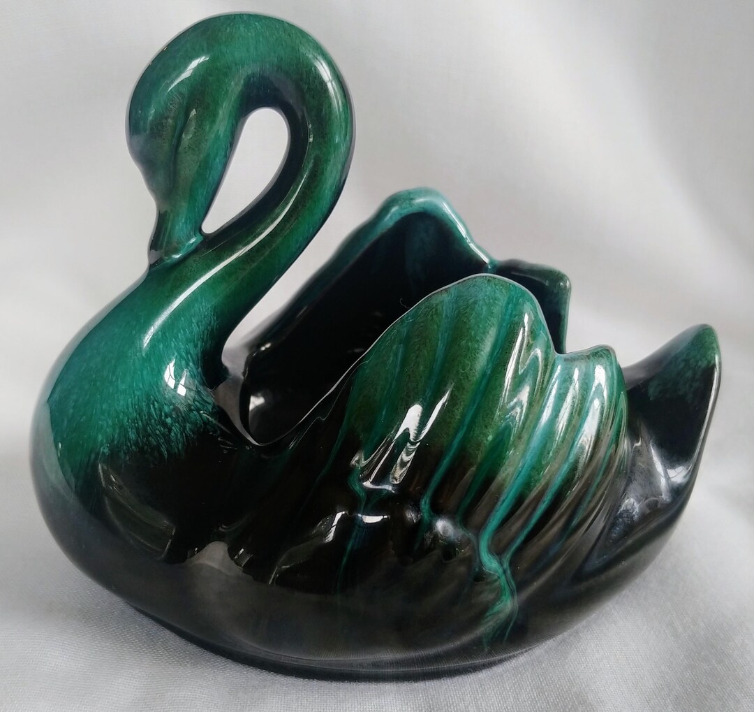 Vintage Blue Mountain Pottery Swan Figurine - Canadian Decor - Etsy