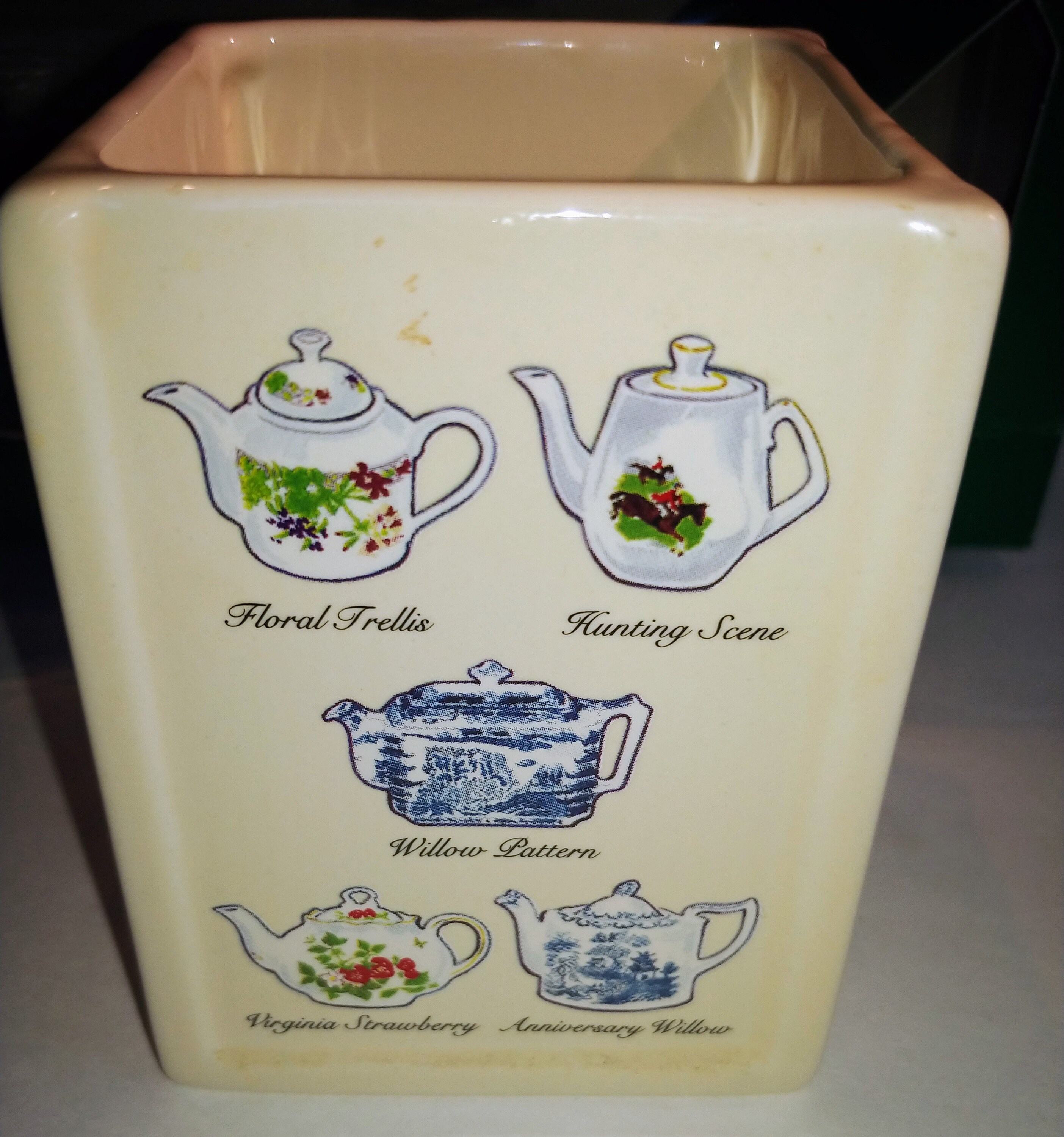 Boxed Ringtons Heritage Collection Teapot Caddy, Tea Bag Holder ...