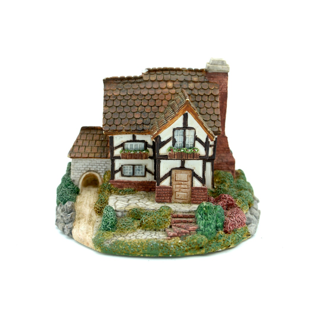 Old England's Classic Cottages Collection Tudor Hall | Ceramic House ...