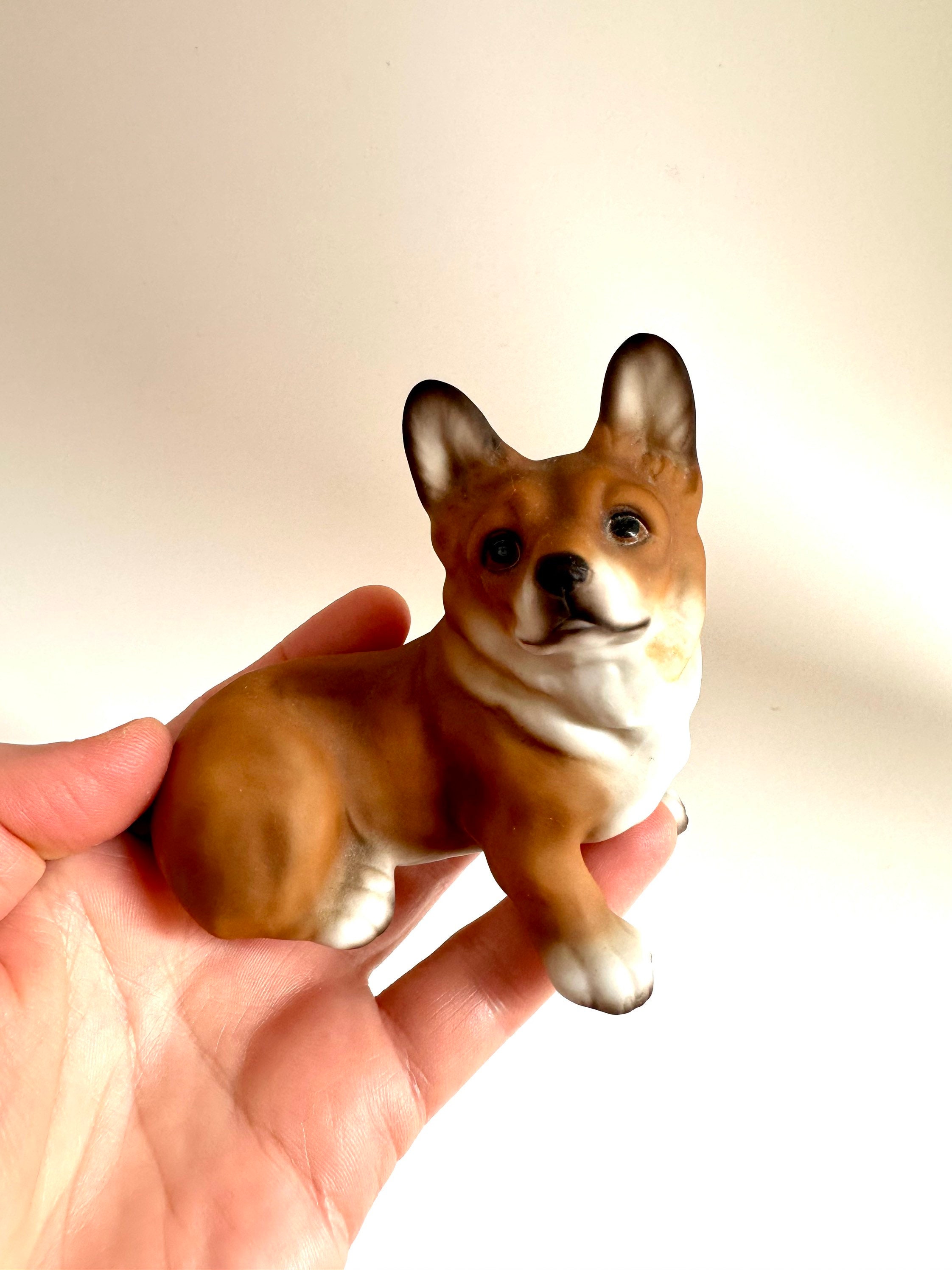 Vintage Dog Figuirne Corgi Fine Porcelain D194A Dog Ornament ...