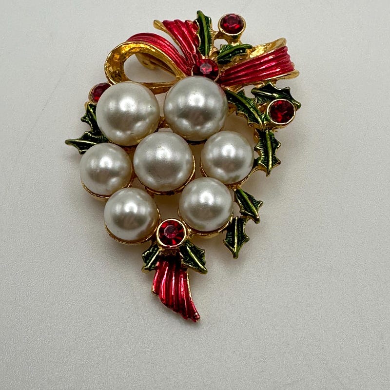 Christmas Brooch - Etsy