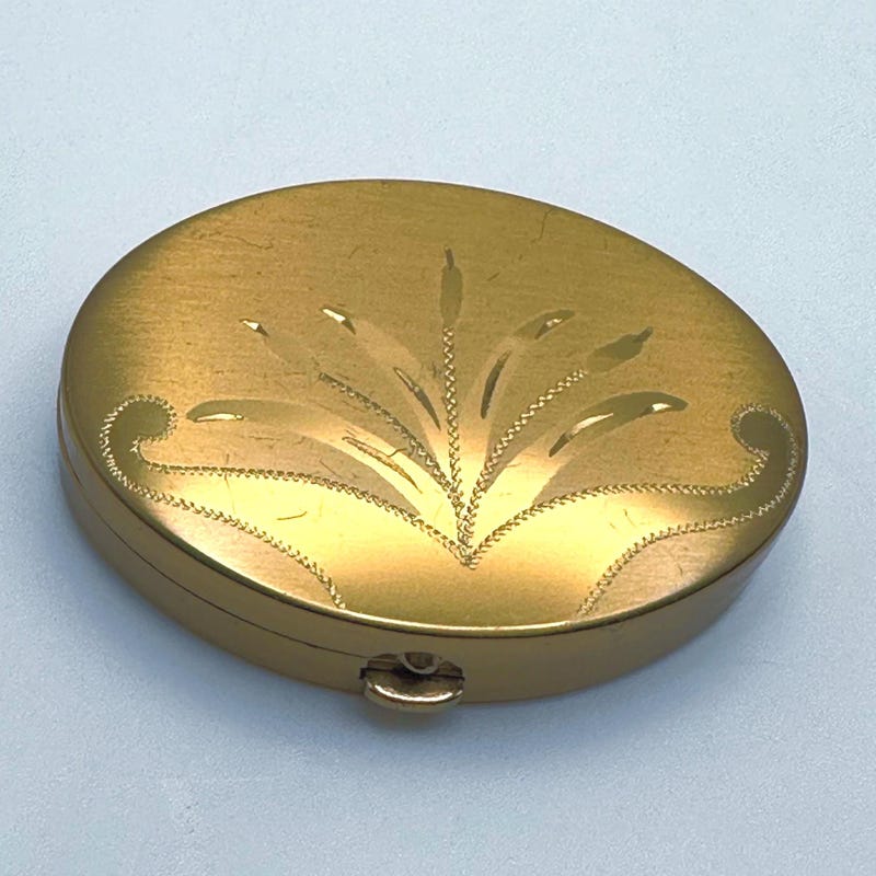 Vintage Compact - Etsy